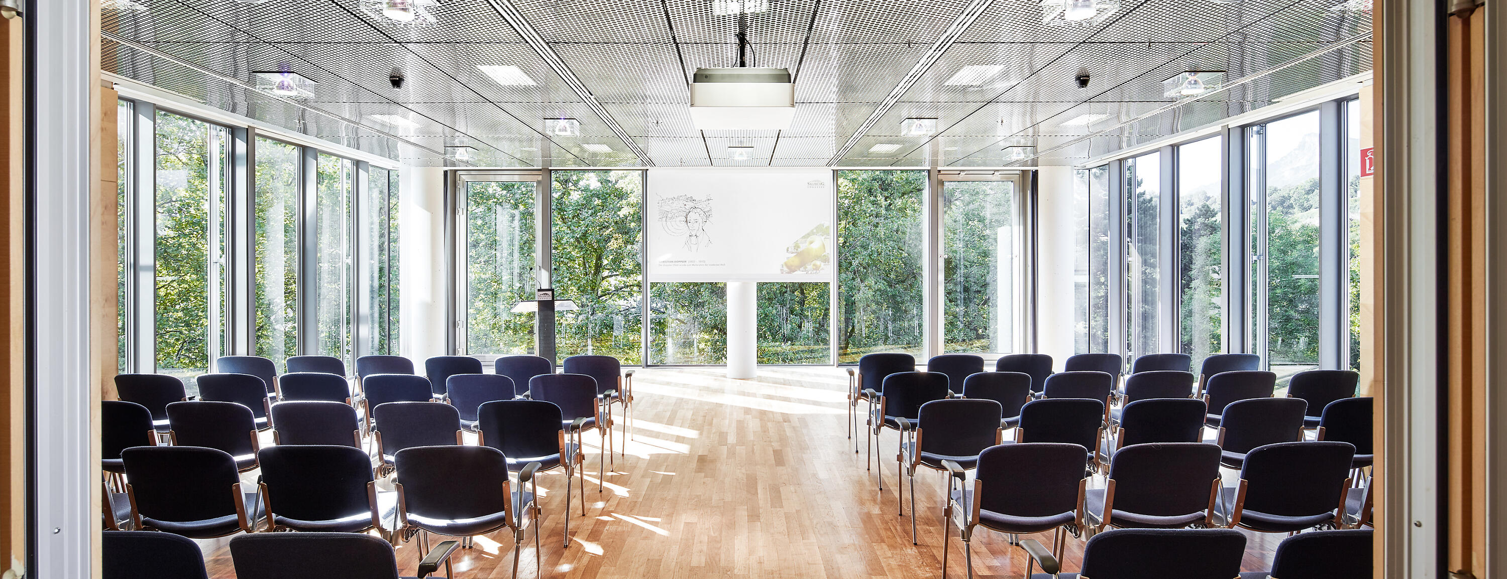 Die richtige Bestuhlung für eure Veranstaltungen - Salzburg Convention ...